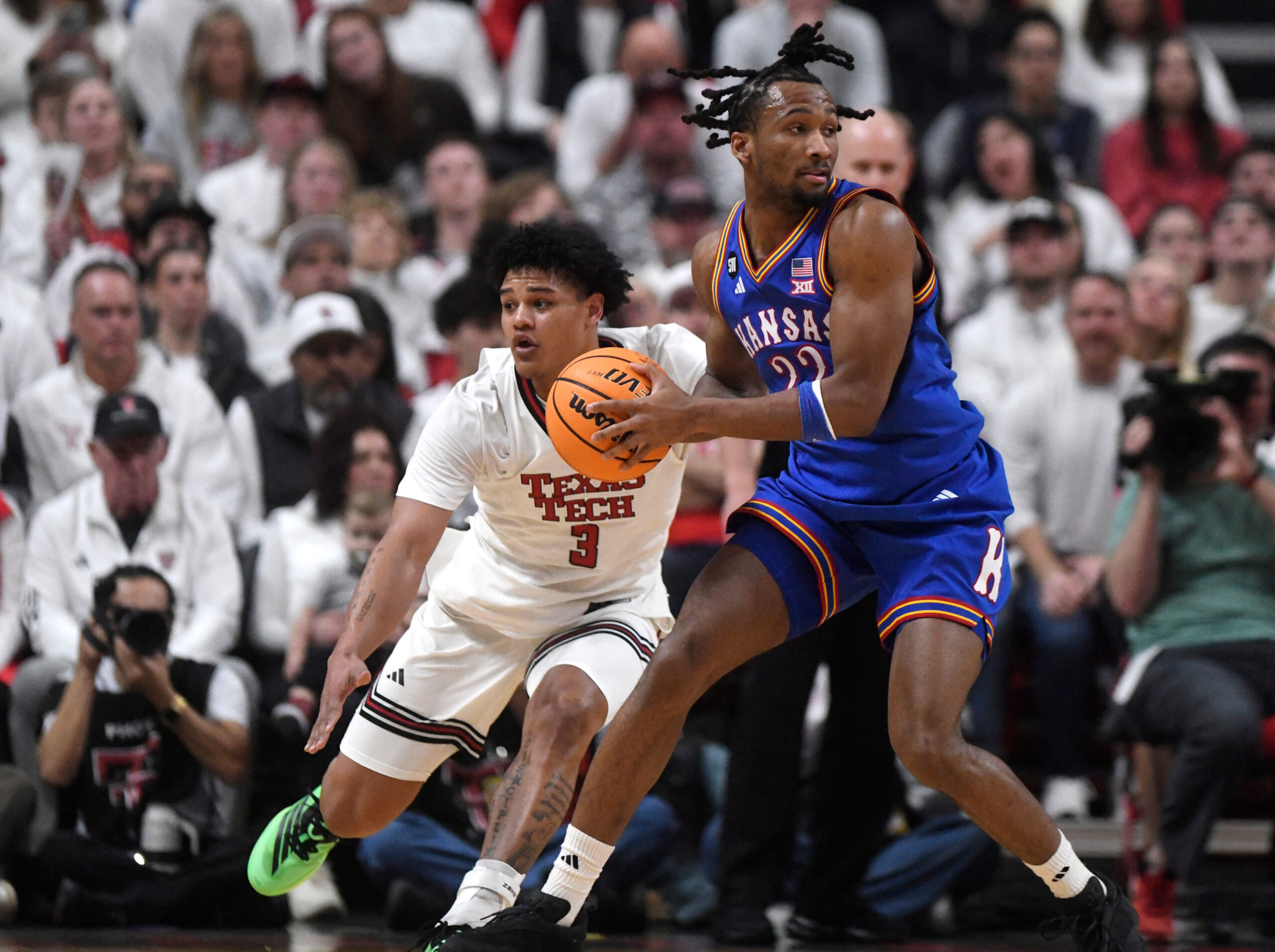 Peterson nails back-to-back 3s to stun Red Raiders as KU wins 64-61 ...